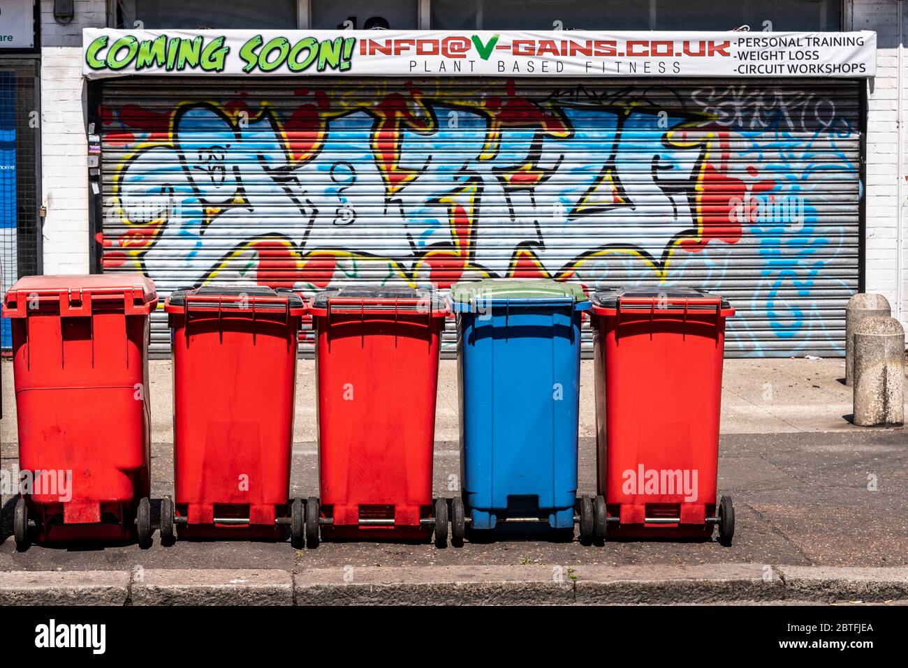 Row wheelie bins colours hi-res stock photography and images - Alamy