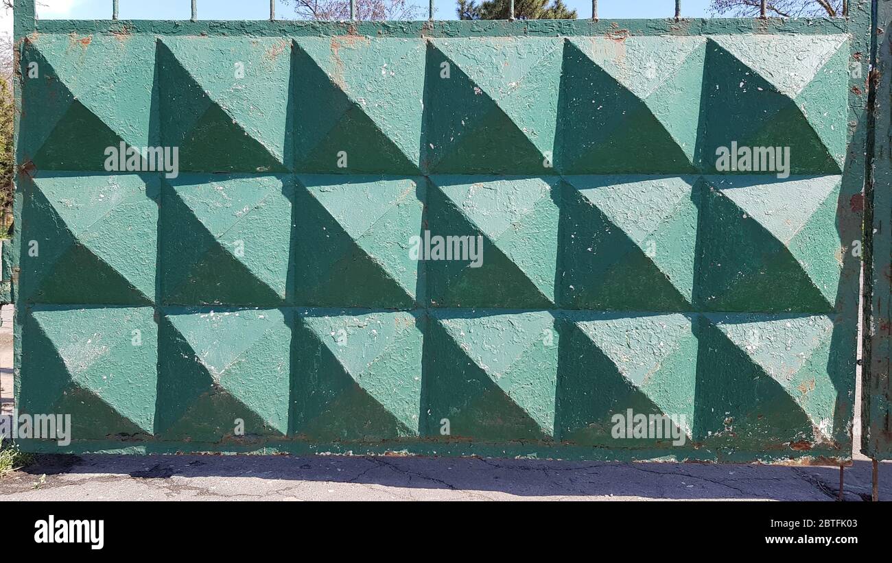 Grunge metal texture of geometric pyramid three-dimensional pattern ...