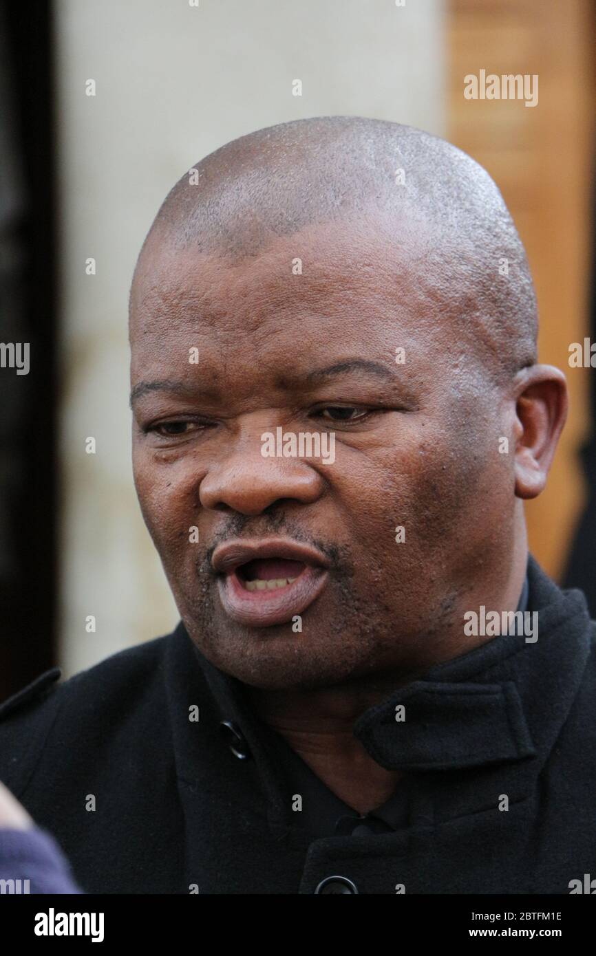 Bantu holomisa hi-res stock photography and images - Alamy