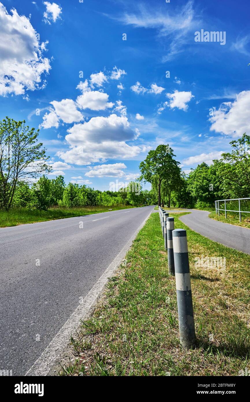 Boundary poles hi-res stock photography and images - Alamy