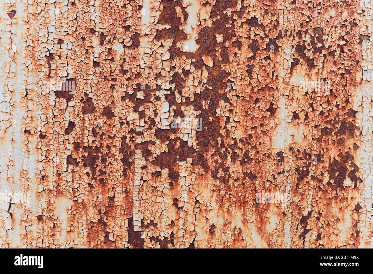 Steel walkway mats sprayed red rust.Iron surface rust Stock Photo - Alamy
