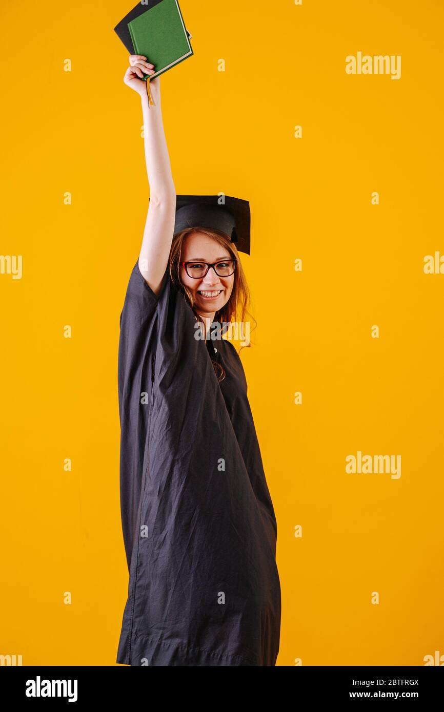 Female graduating student diploma hi-res stock photography and images ...