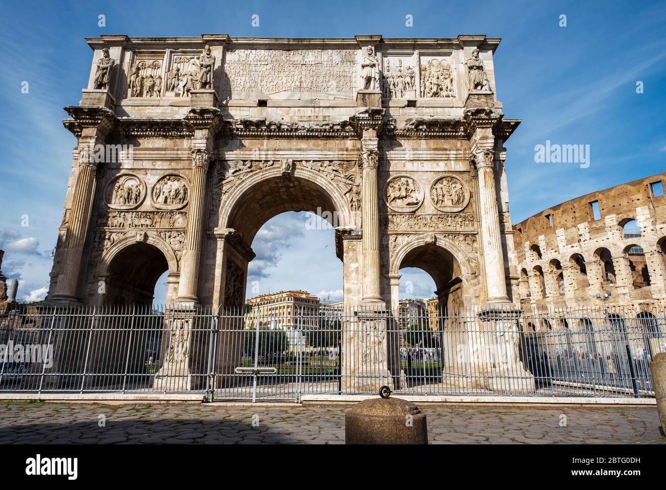 Arch of Constantine, arcus Constantinianus, Rome, Lazio, Italy Stock ...