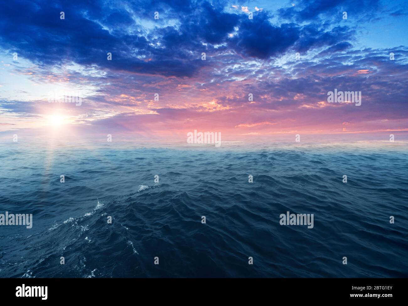Raging waves hi-res stock photography and images - Alamy