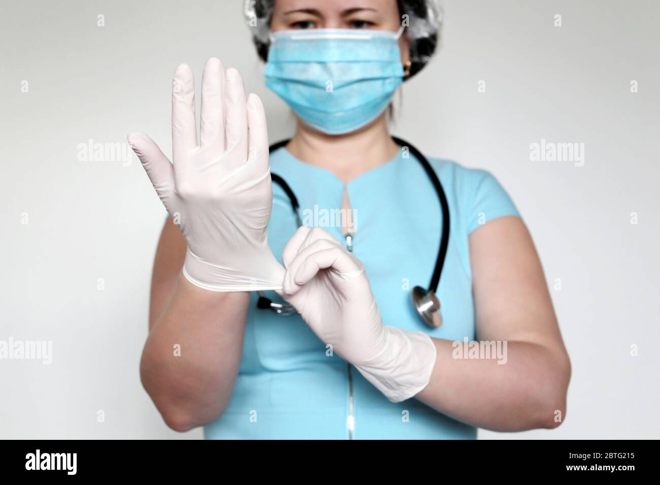 Doctor operation mask hi-res stock photography and images - Alamy