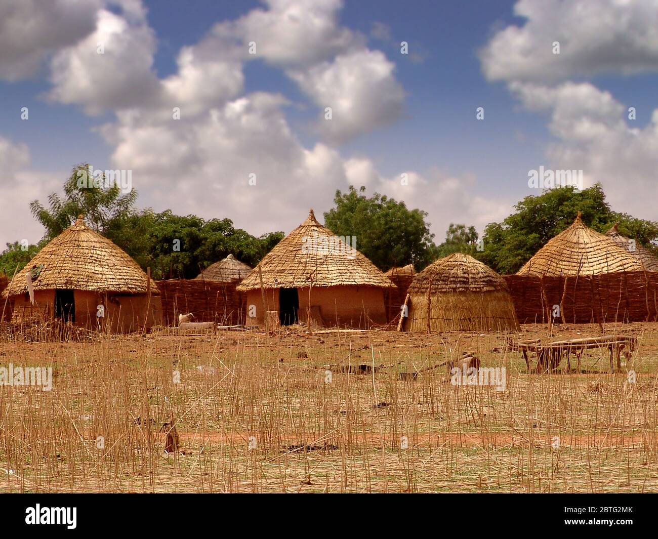 Nigeria Village Huts High Resolution Stock Photography and Images - Alamy