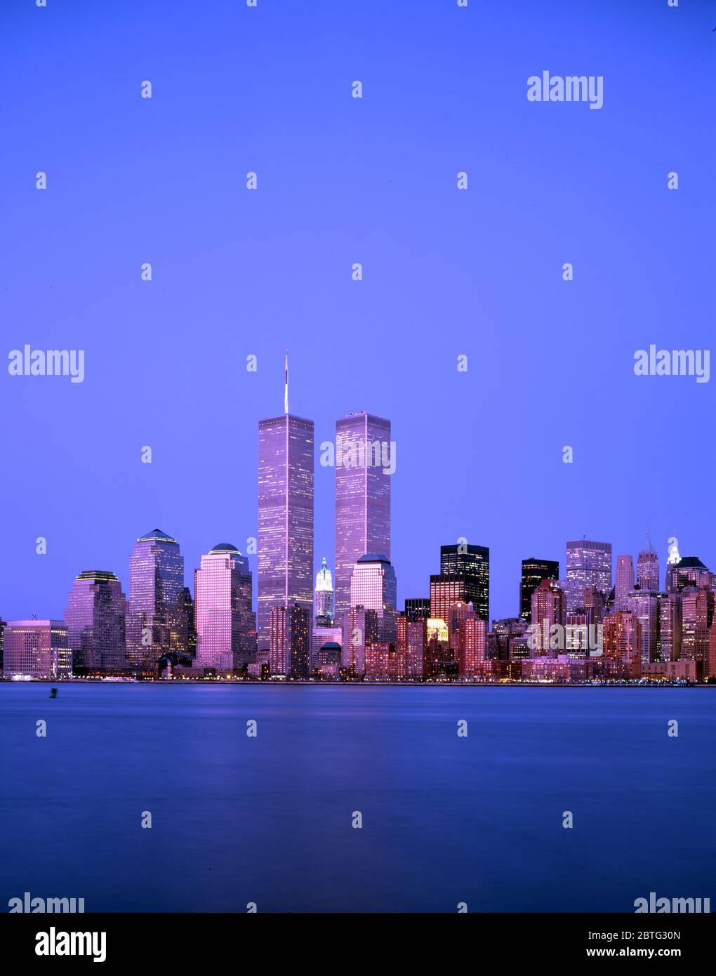 Before 9 11 hi-res stock photography and images - Alamy