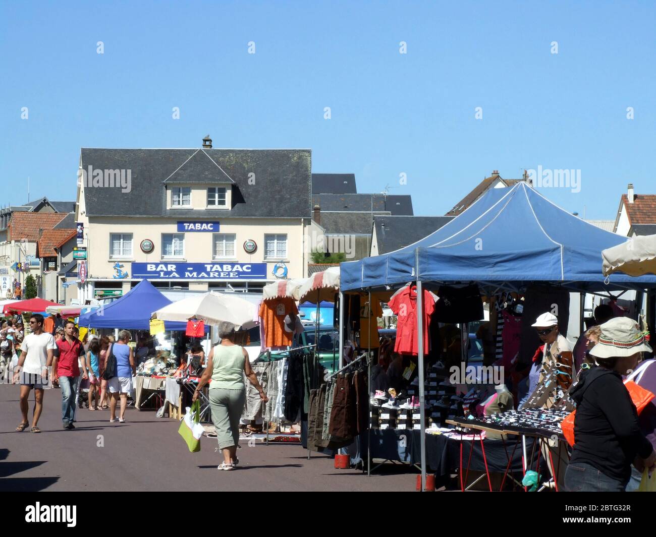 Market, Pirou Plage, Normandy, France Stock Photo - Alamy