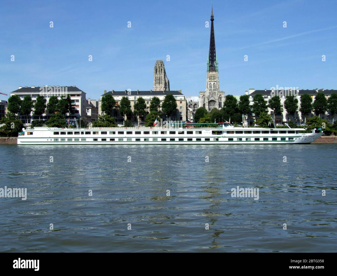 Rouen river cruise hi-res stock photography and images - Alamy