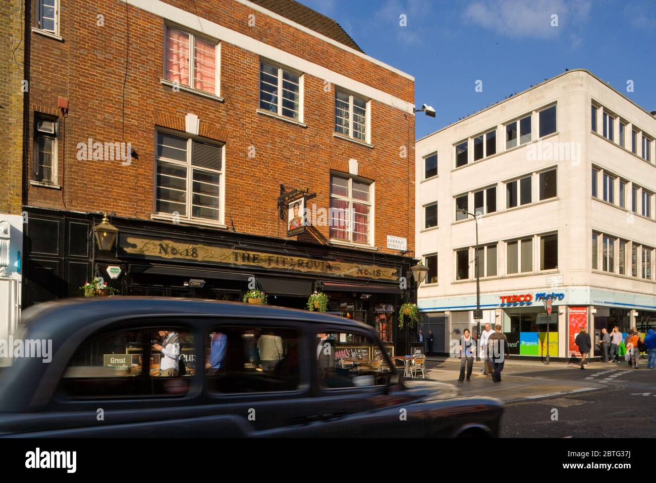 The Fitzrovia, Pub, London, England Stock Photo - Alamy