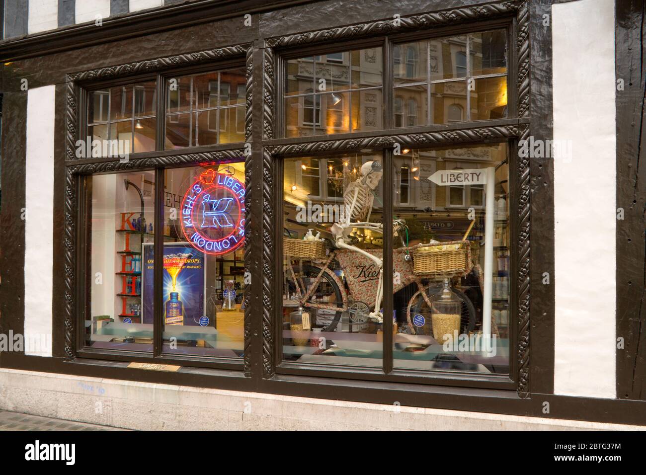 Liberty london window hi-res stock photography and images - Alamy