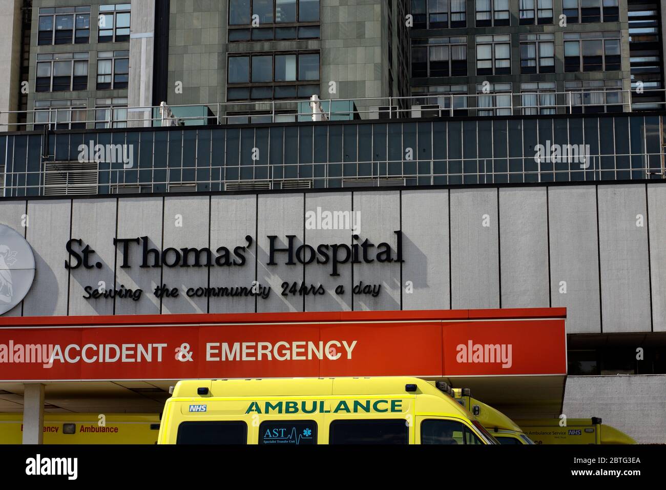 Accident and Emergency Unit, St. Thomas Hospital, London, England Stock ...