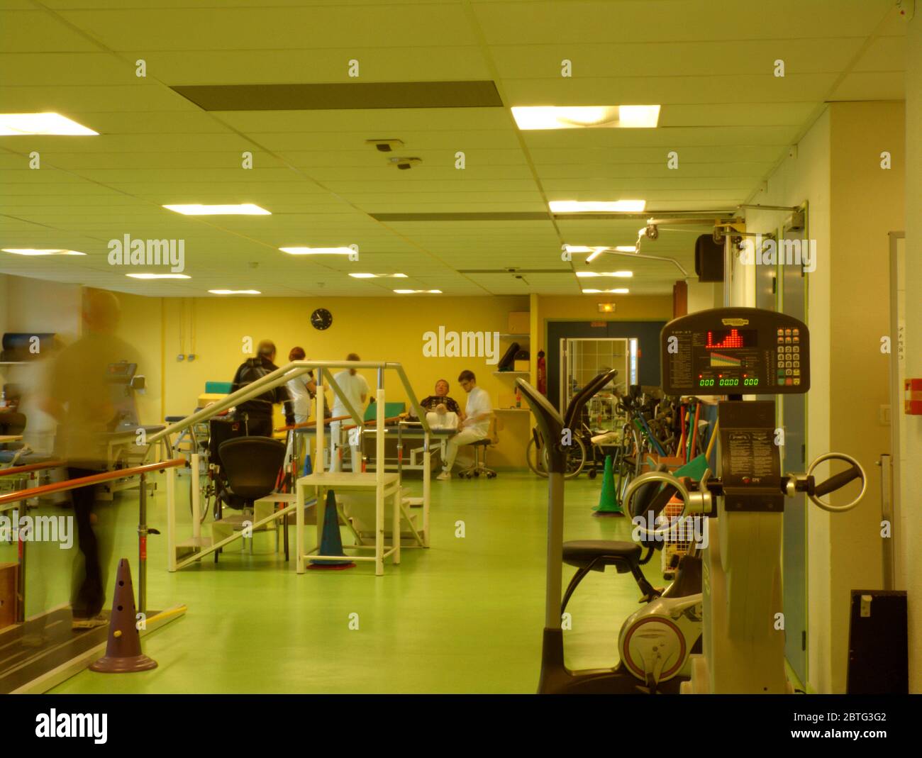 Physiotherapy Department, Hospital, France Stock Photo - Alamy