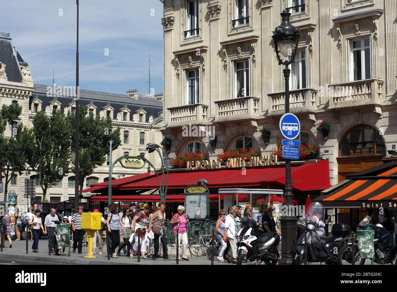 Boulevard St. Michel, Paris, France Stock Photo - Alamy
