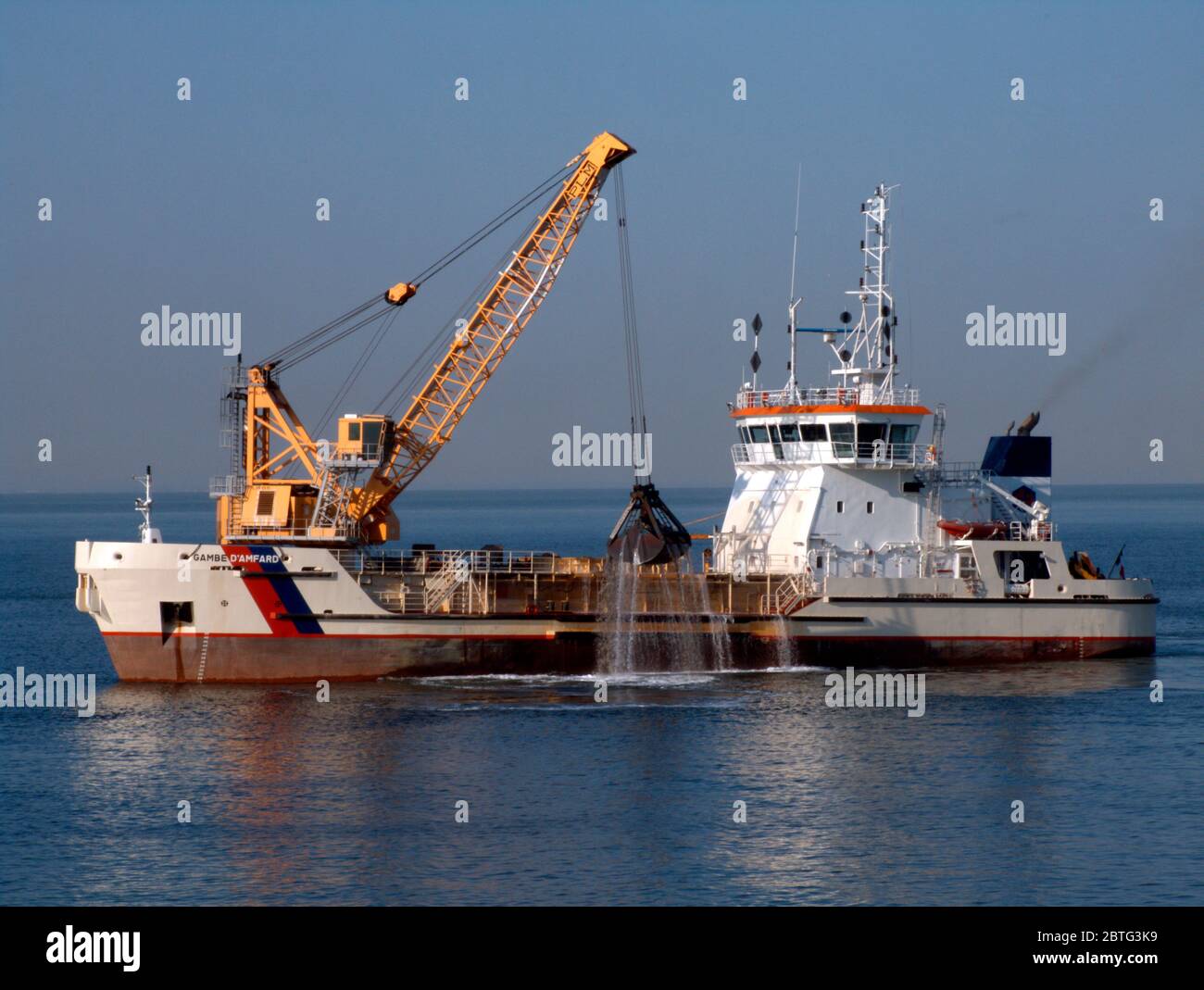 Dredging the channel hi-res stock photography and images - Alamy