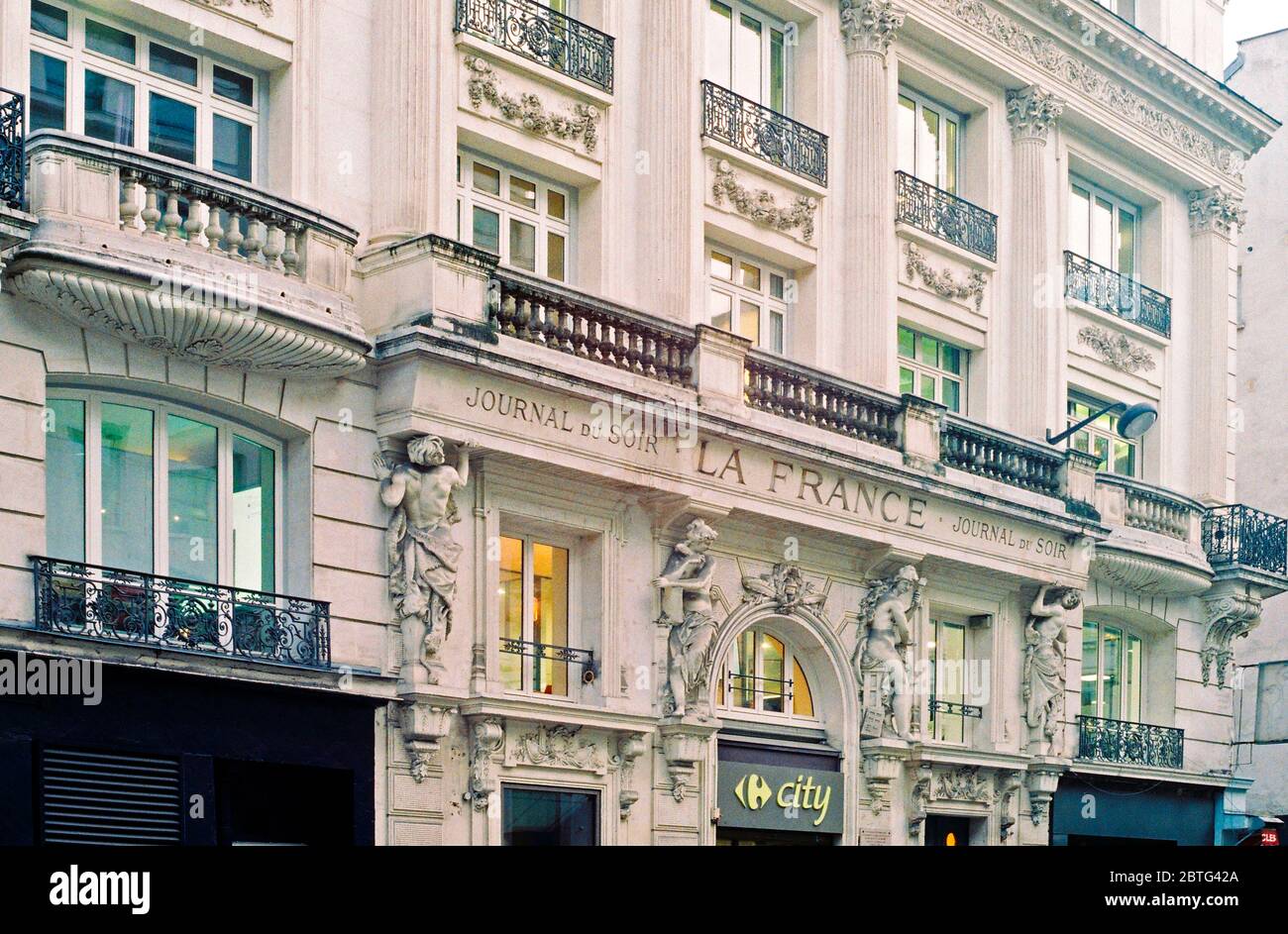 “LA FRANCE” building, Paris 2, France Arch. BAL Stock Photo - Alamy