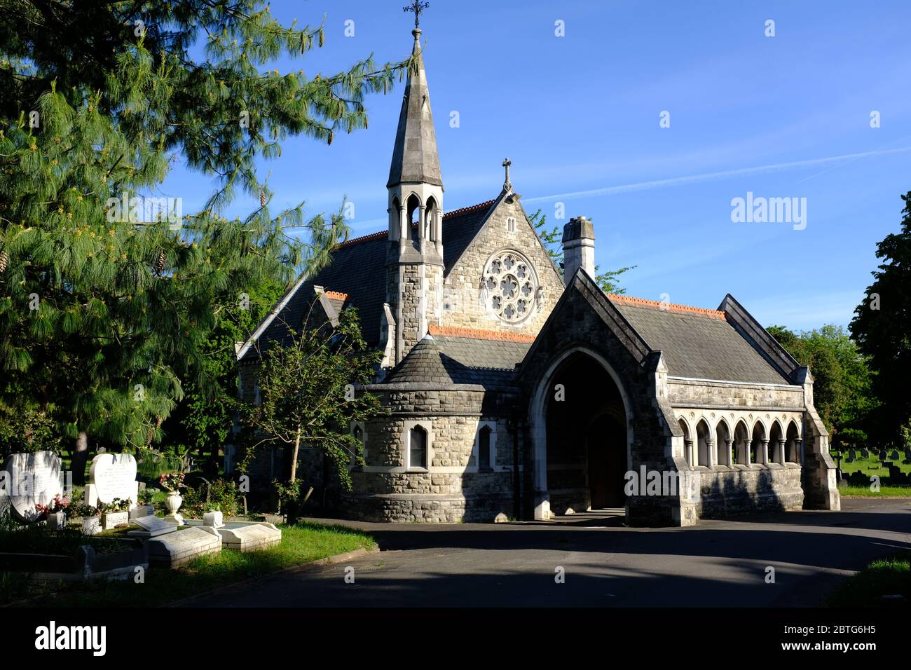 Streatham cemetery hi-res stock photography and images - Alamy