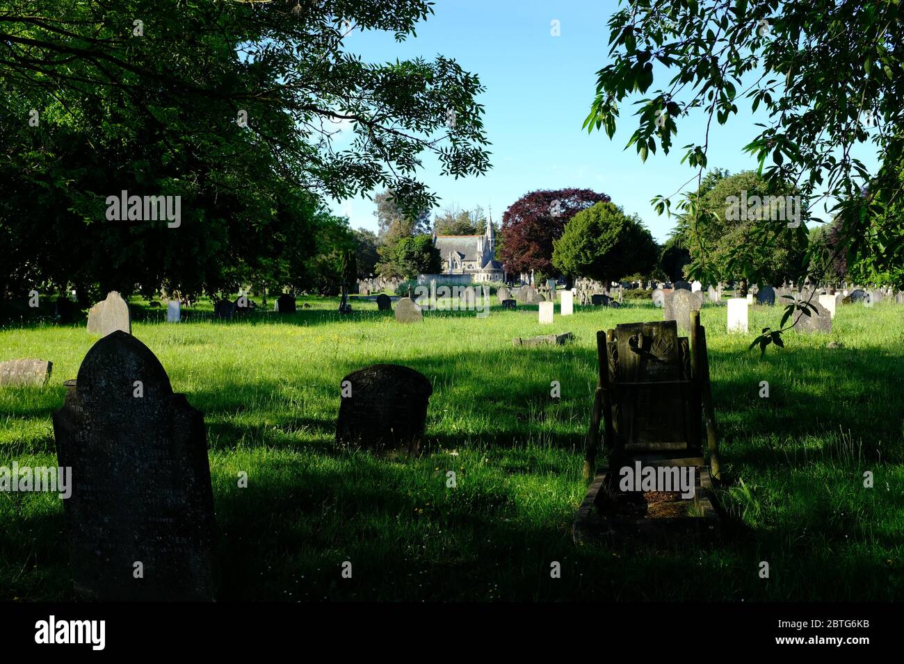 Streatham cemetery hi-res stock photography and images - Alamy