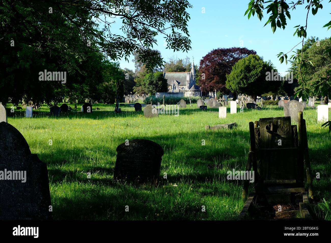 Streatham cemetery hi-res stock photography and images - Alamy