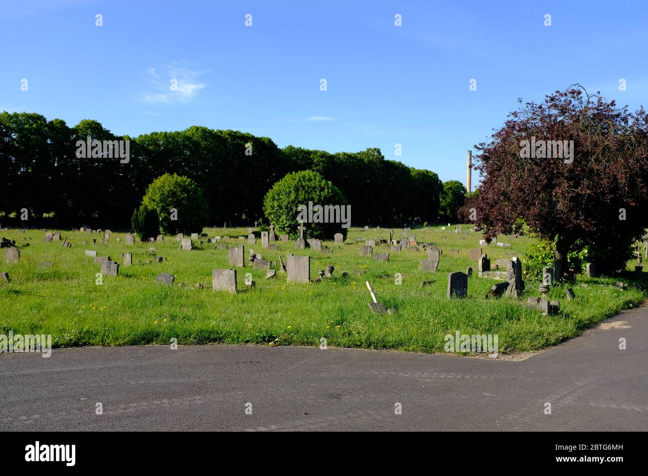 Streatham cemetery hi-res stock photography and images - Alamy