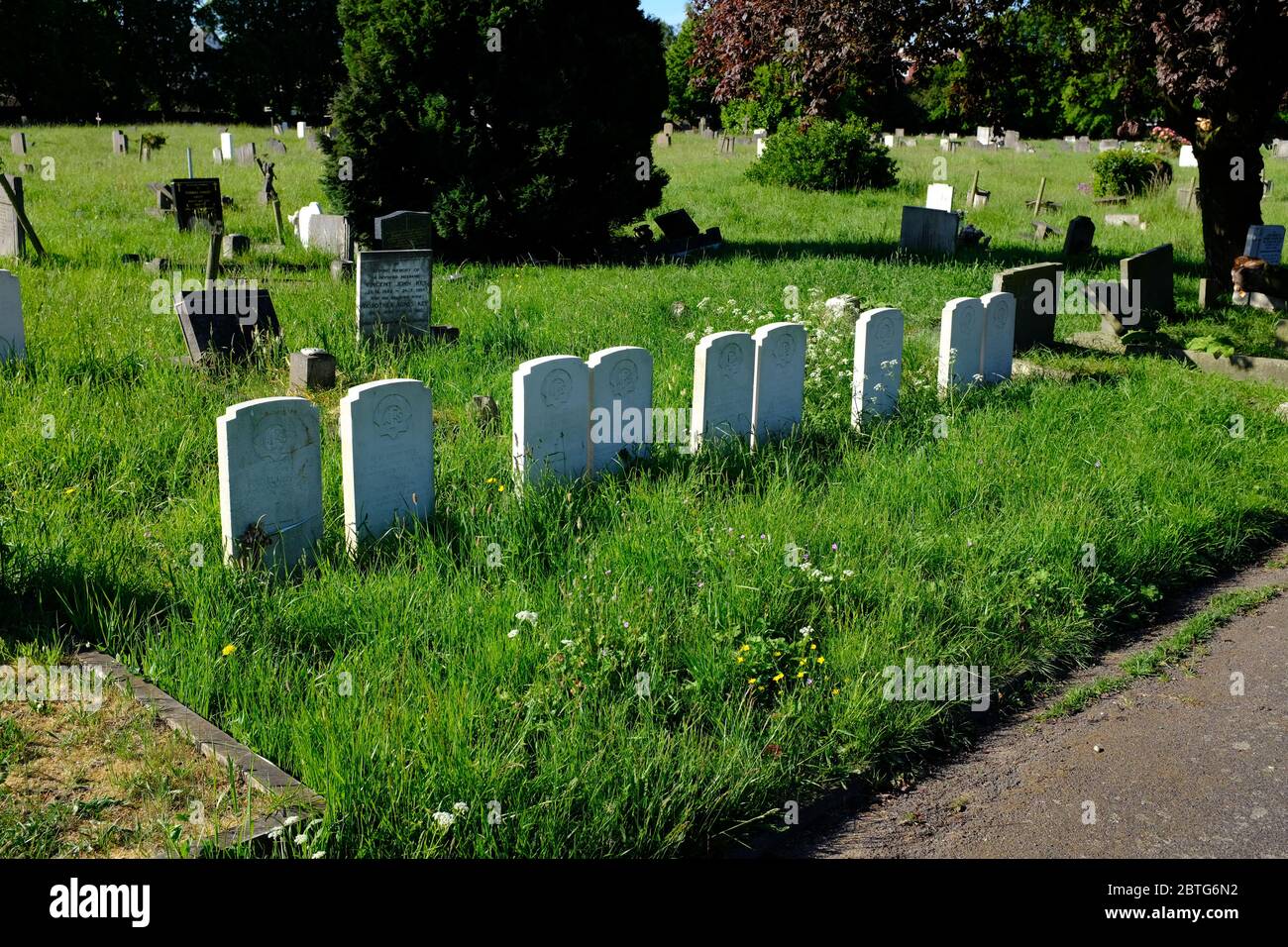 Streatham cemetery hi-res stock photography and images - Alamy