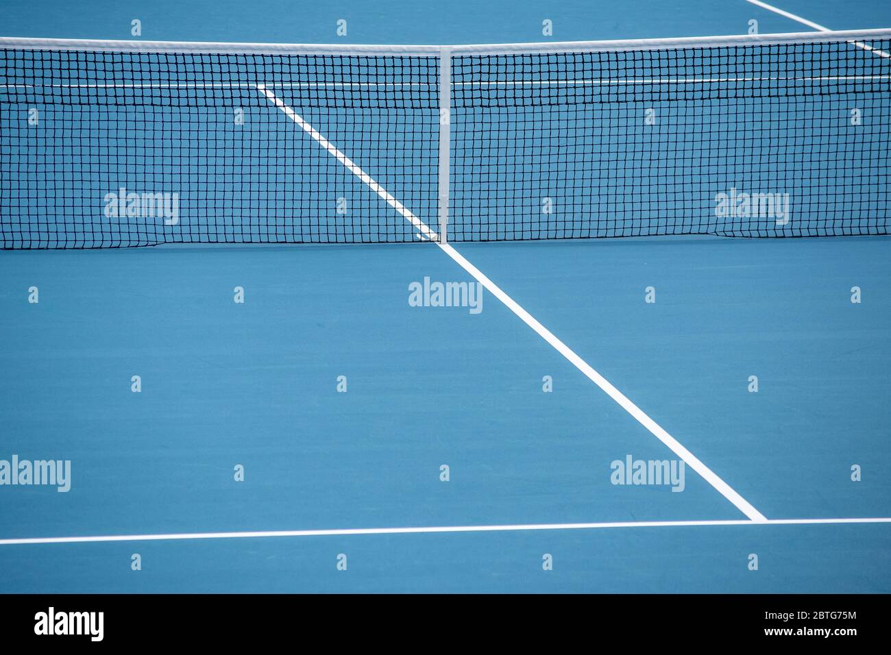 A phopto of an blue tennis court Stock Photo - Alamy