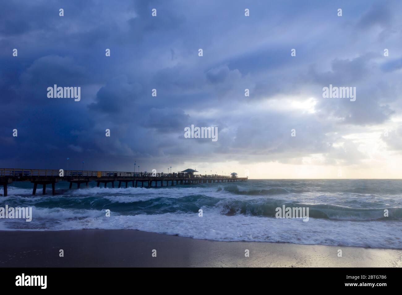 Pompano Beach Pier Broward County Florida by sturmy weatcher Stock ...