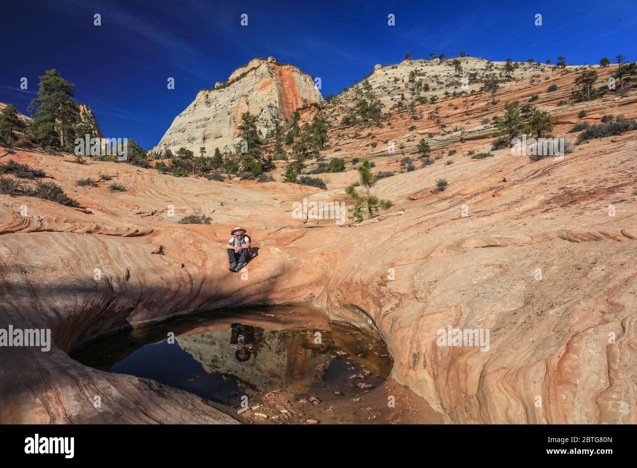 Linear basins hi-res stock photography and images - Alamy