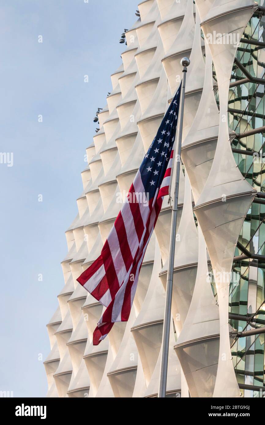 US flag at The Embassy of the United States of America in London. New ...