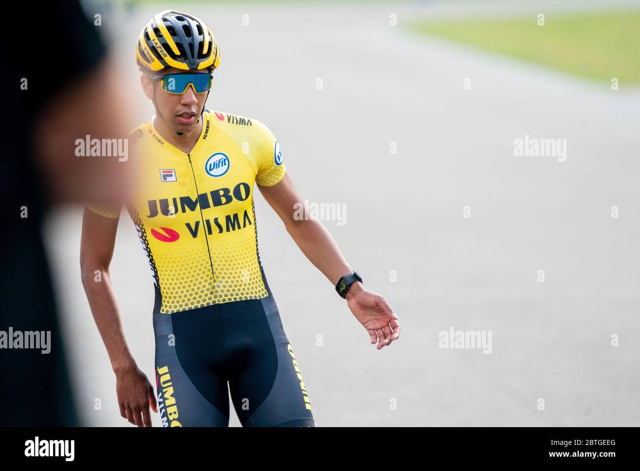 Serge yoro hi-res stock photography and images - Alamy