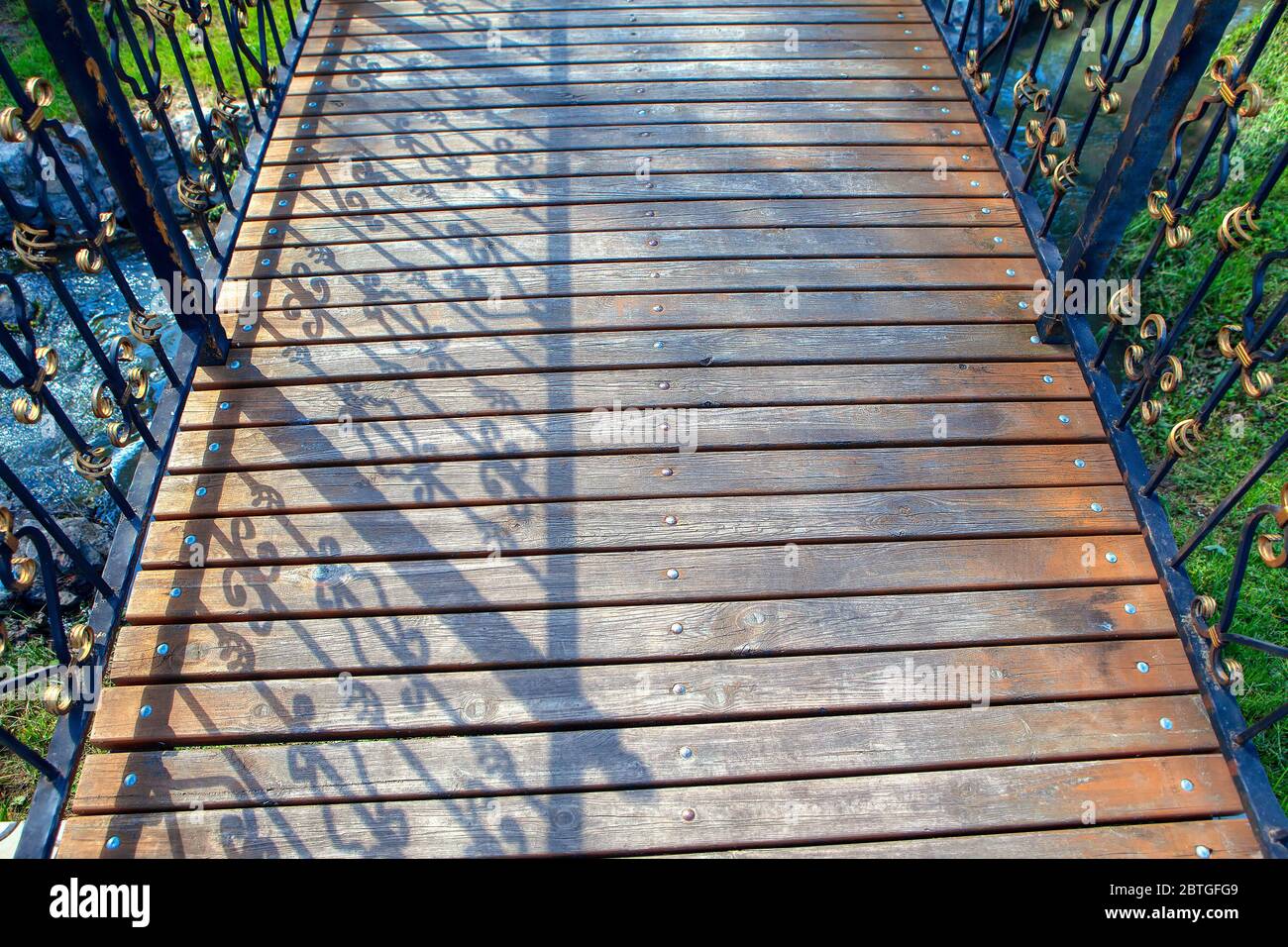 foot bridge made by wooden planks Stock Photo - Alamy