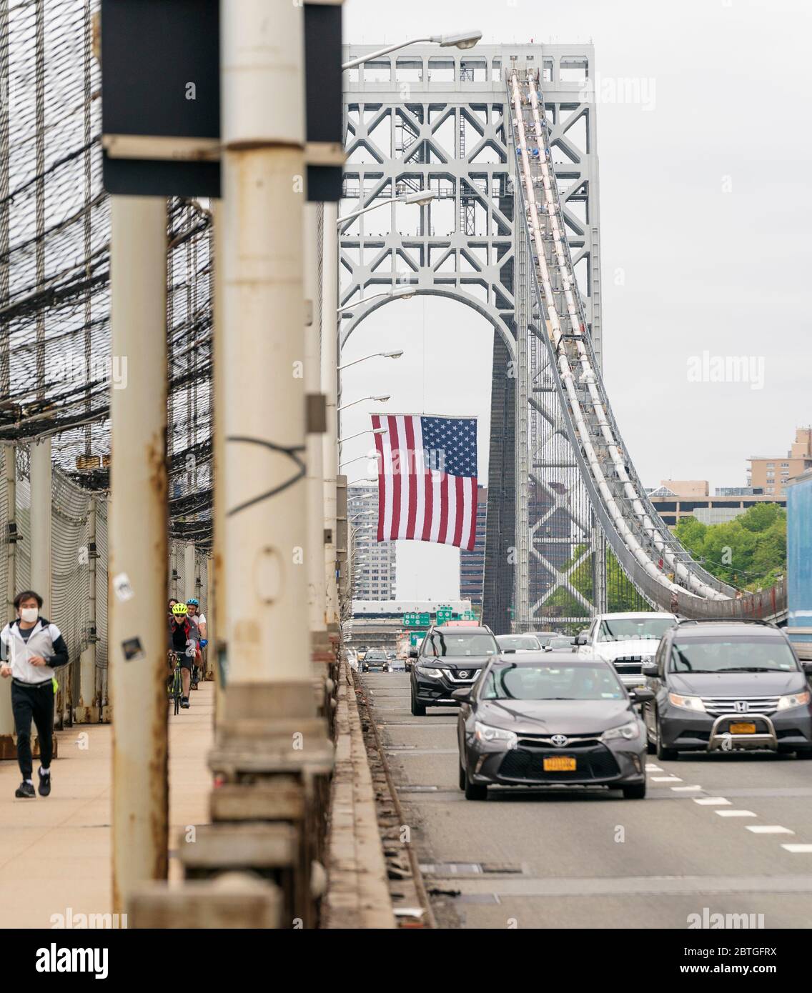 George washington bridge flag hi-res stock photography and images - Alamy