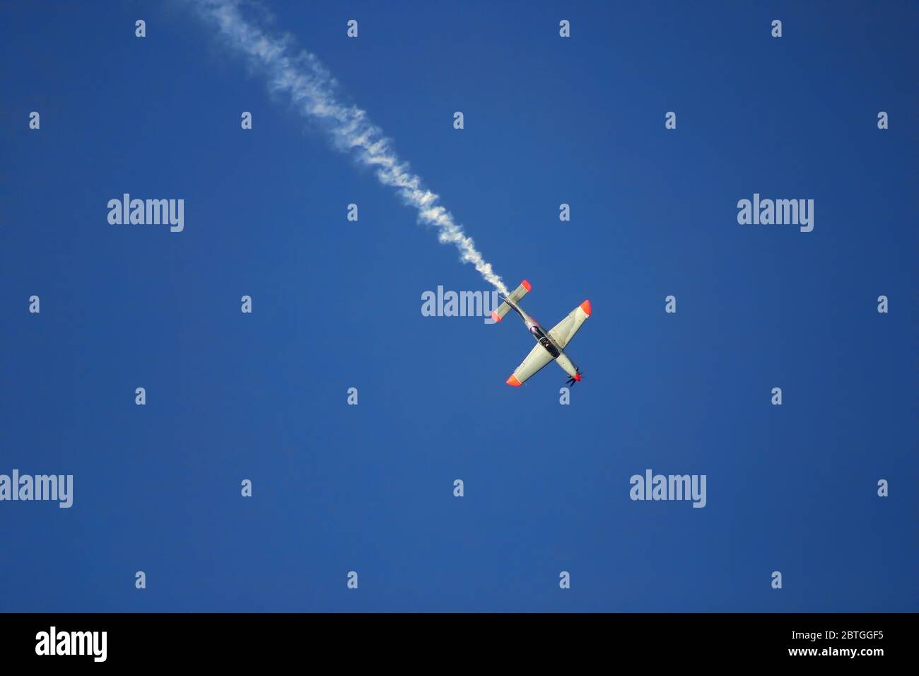 Champion aircraft hi-res stock photography and images - Alamy