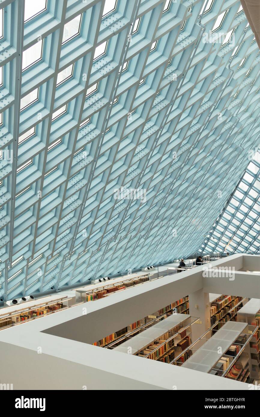 Seattle public library hi-res stock photography and images - Alamy