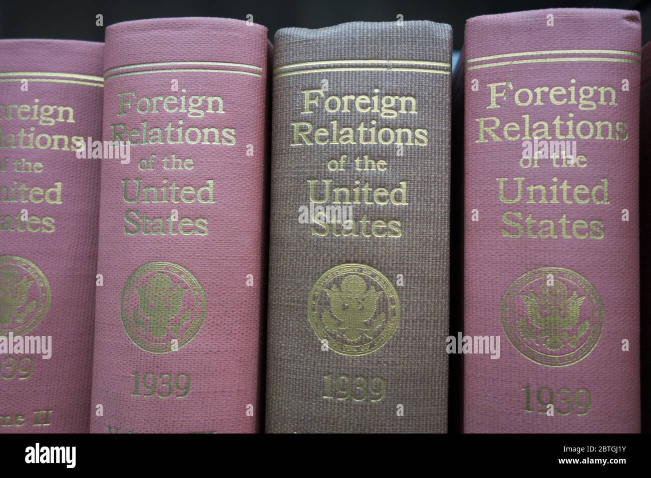 Foreign books hi-res stock photography and images - Alamy