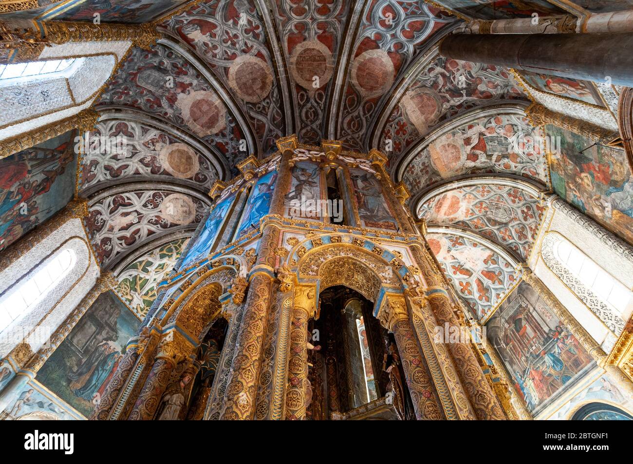 Templar church of the Convent of Christ in Tomar Stock Photo - Alamy