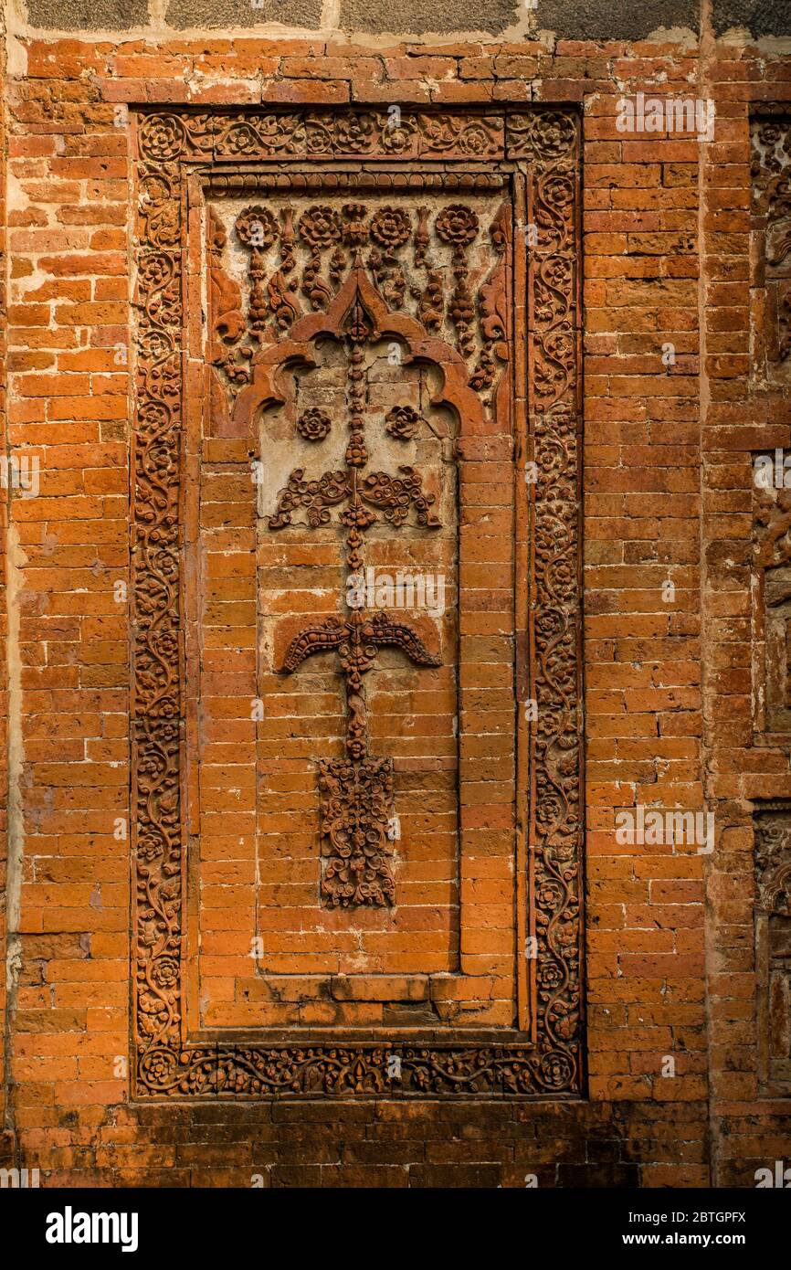 Spectacular water droplets on flowers and leaves Stock Photo - Alamy
