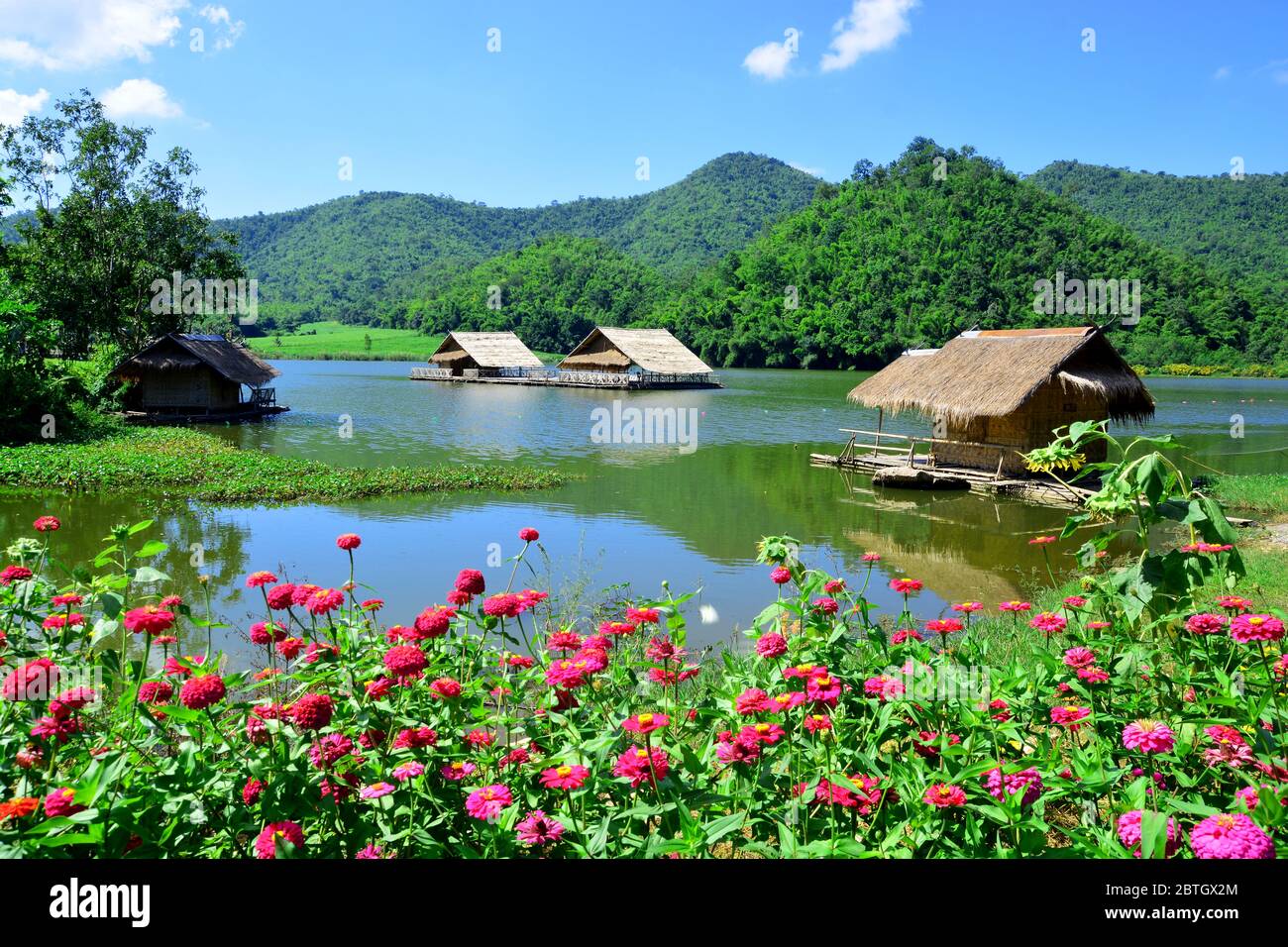 Ang Kep Nam Khao Wong have old traditional house in the lake of khao ...