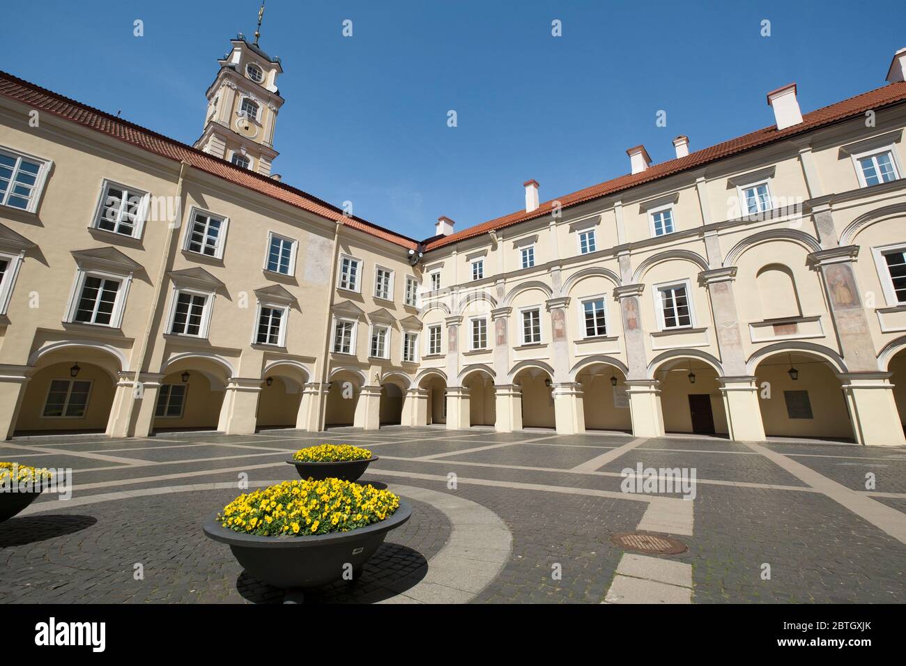One of the beautiful inner courtyards at the Baroque style Vilnius ...