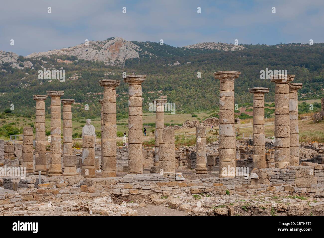 Cadiz spain ancient roman historic hi-res stock photography and images ...