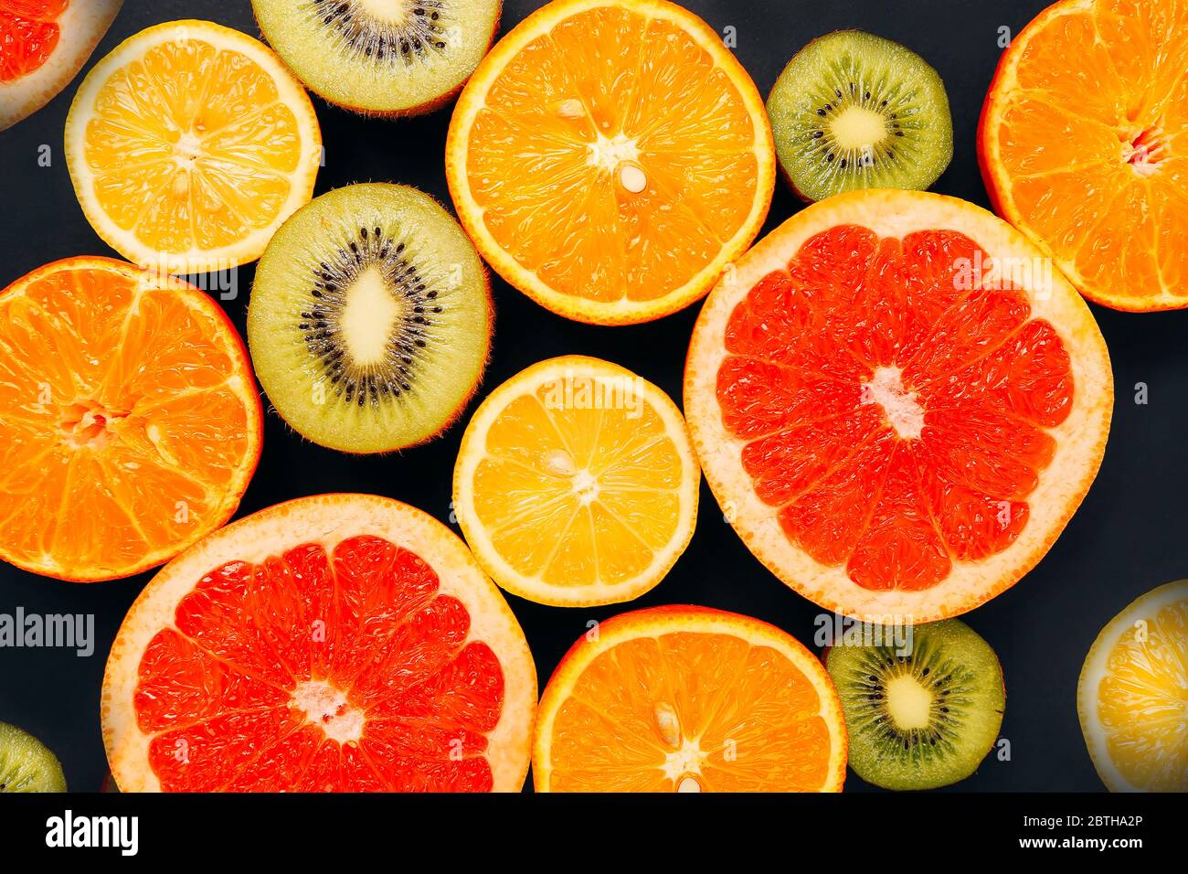 Citrus fruits pattern orange lemon grapefruit mandarin kiwi. Flatlay ...