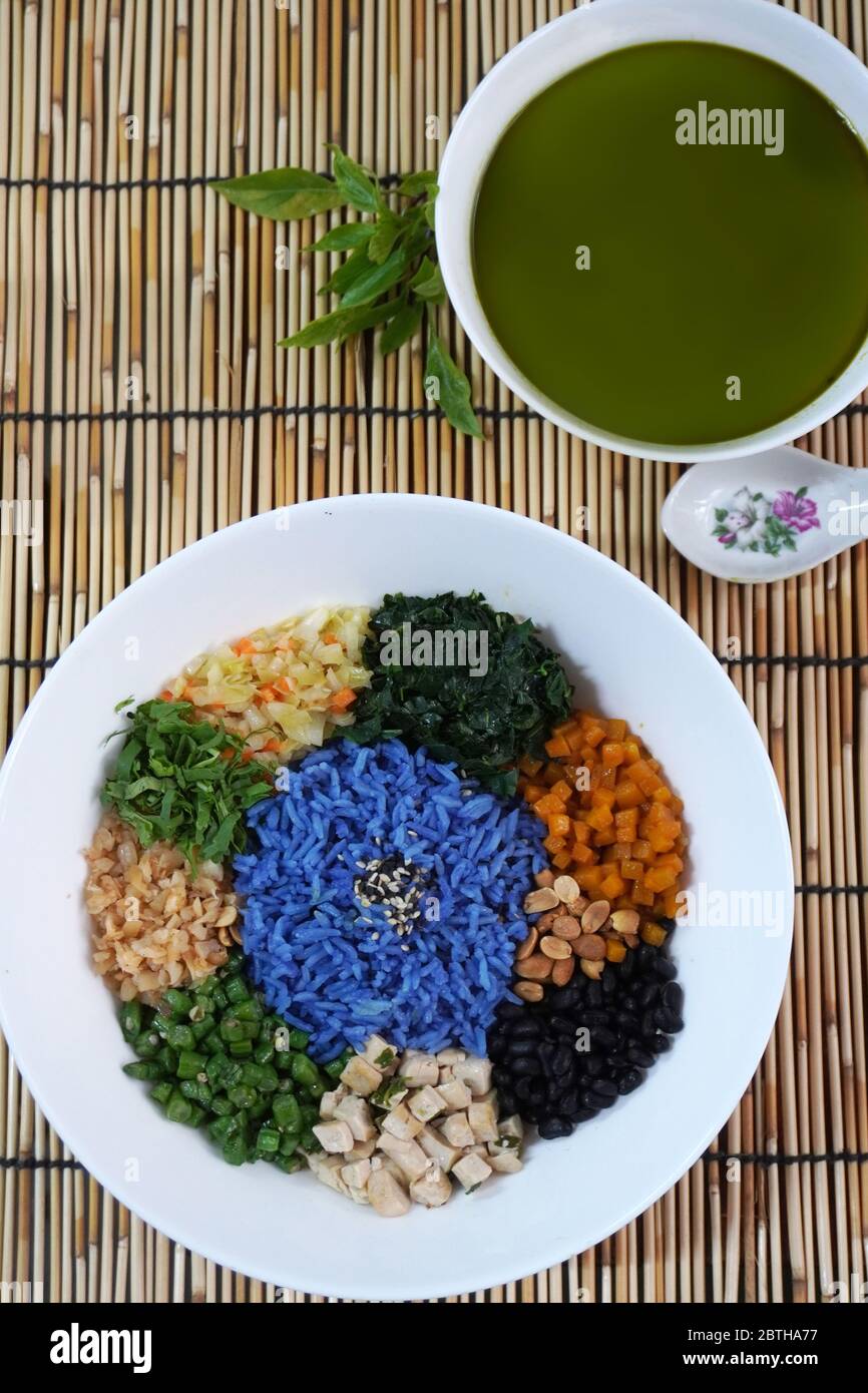 Lui cha hi-res stock photography and images - Alamy