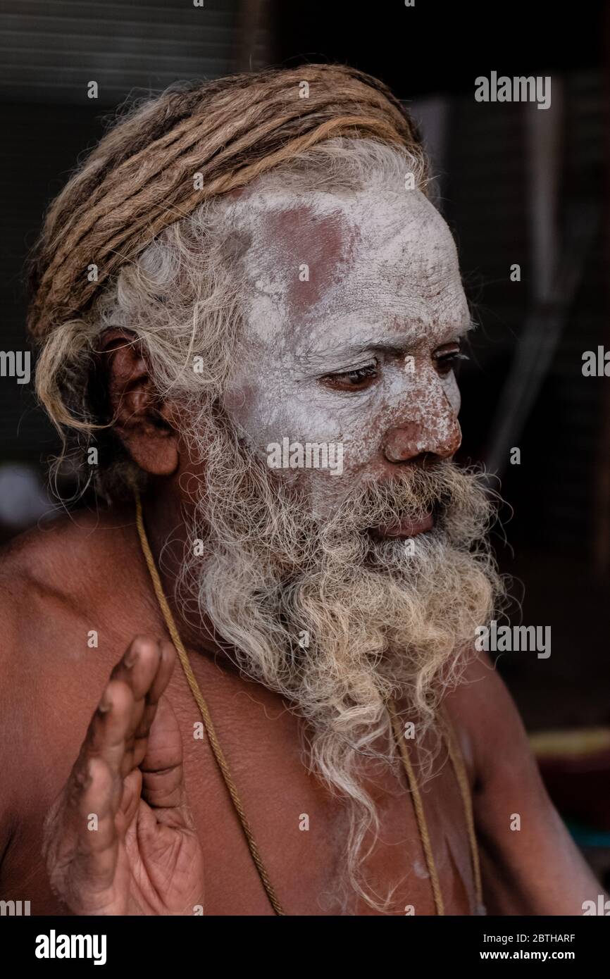 Indian Monk (Naga Sadhu baba) at Holy Ardh Kumbh Mela, Allahabad ...