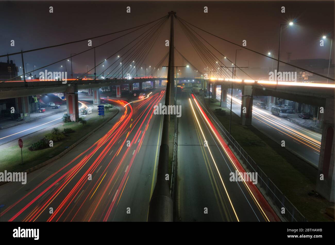 Night Life on the roads of Lahore Stock Photo - Alamy