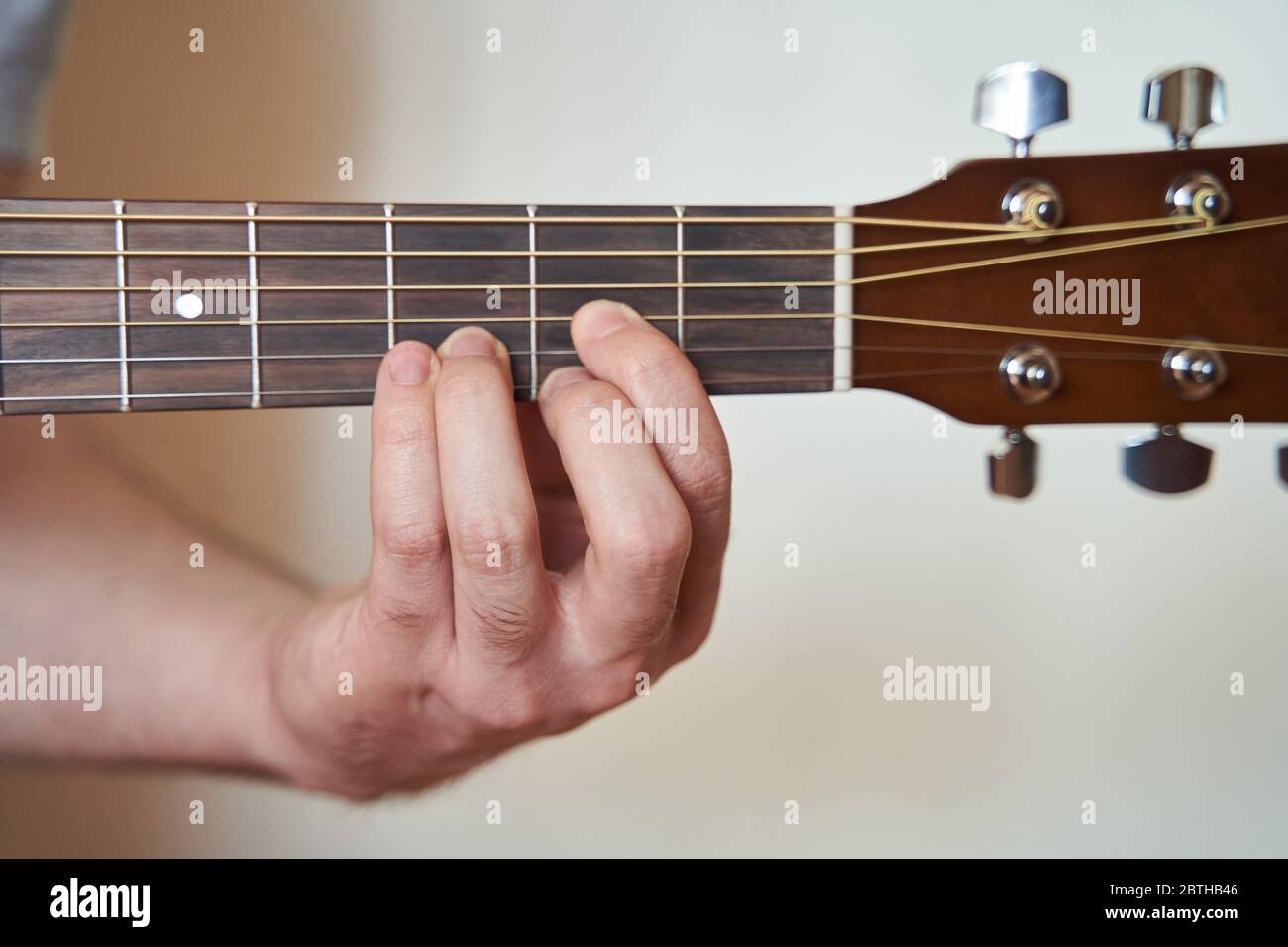 Major chord hi-res stock photography and images - Alamy
