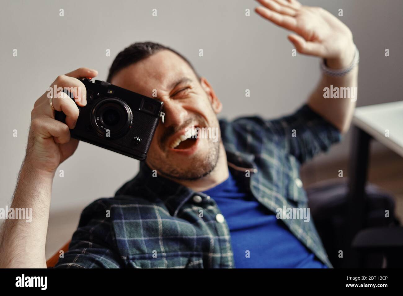 Person taking photo camera facing hi-res stock photography and images ...