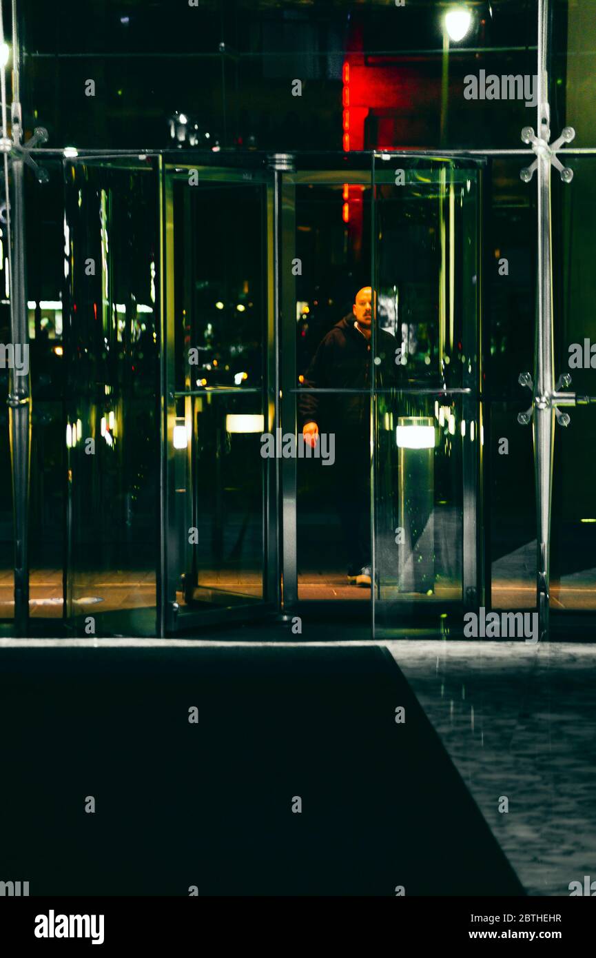 Entering a building hi-res stock photography and images - Alamy