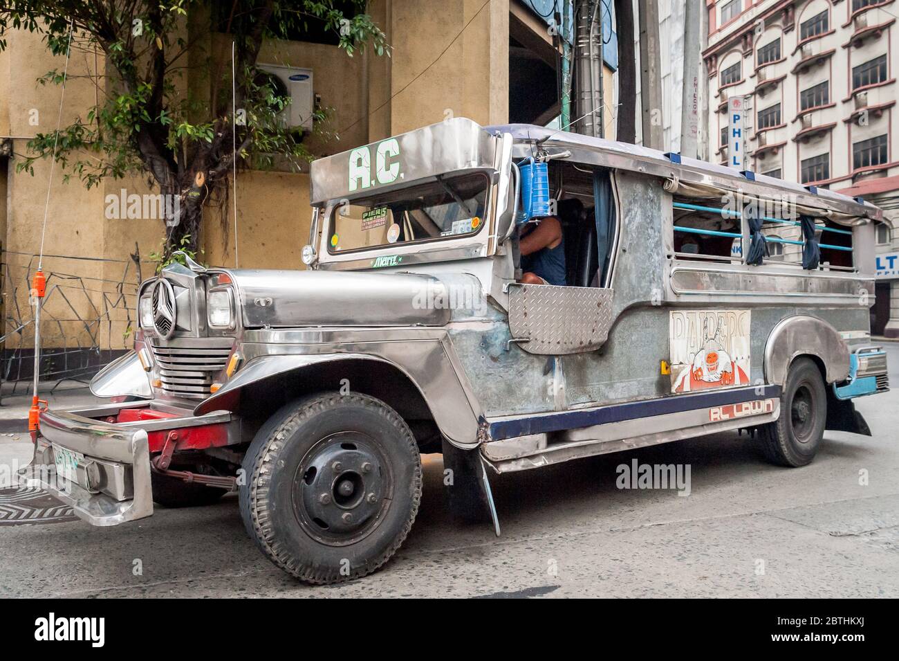 Filipino bus hi-res stock photography and images - Alamy