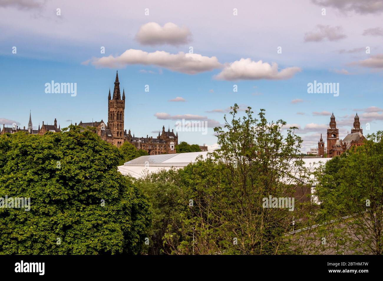 A view of the West End with Glasgow University's tower of the Gilbert ...