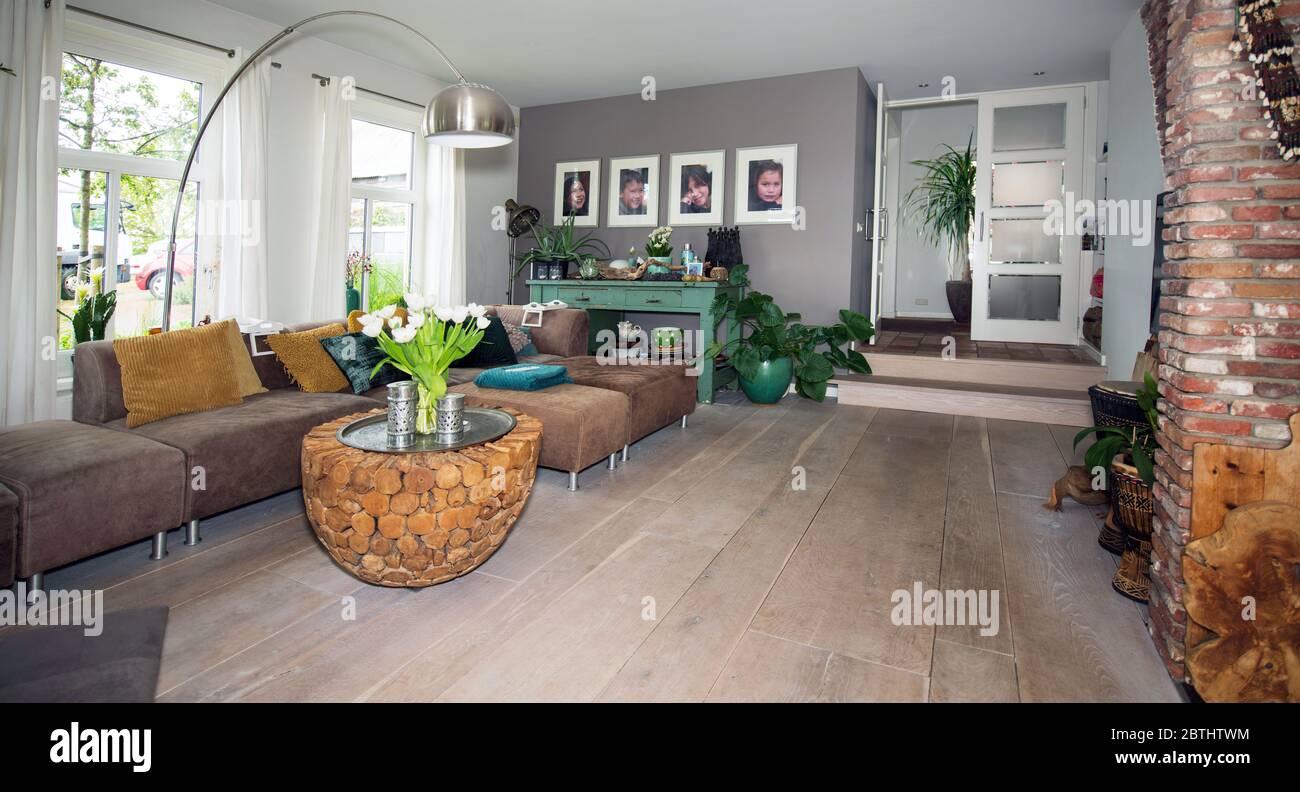 DUTCH COUNTRY HOUSE EXTERIOR INTERIOR Stock Photo - Alamy